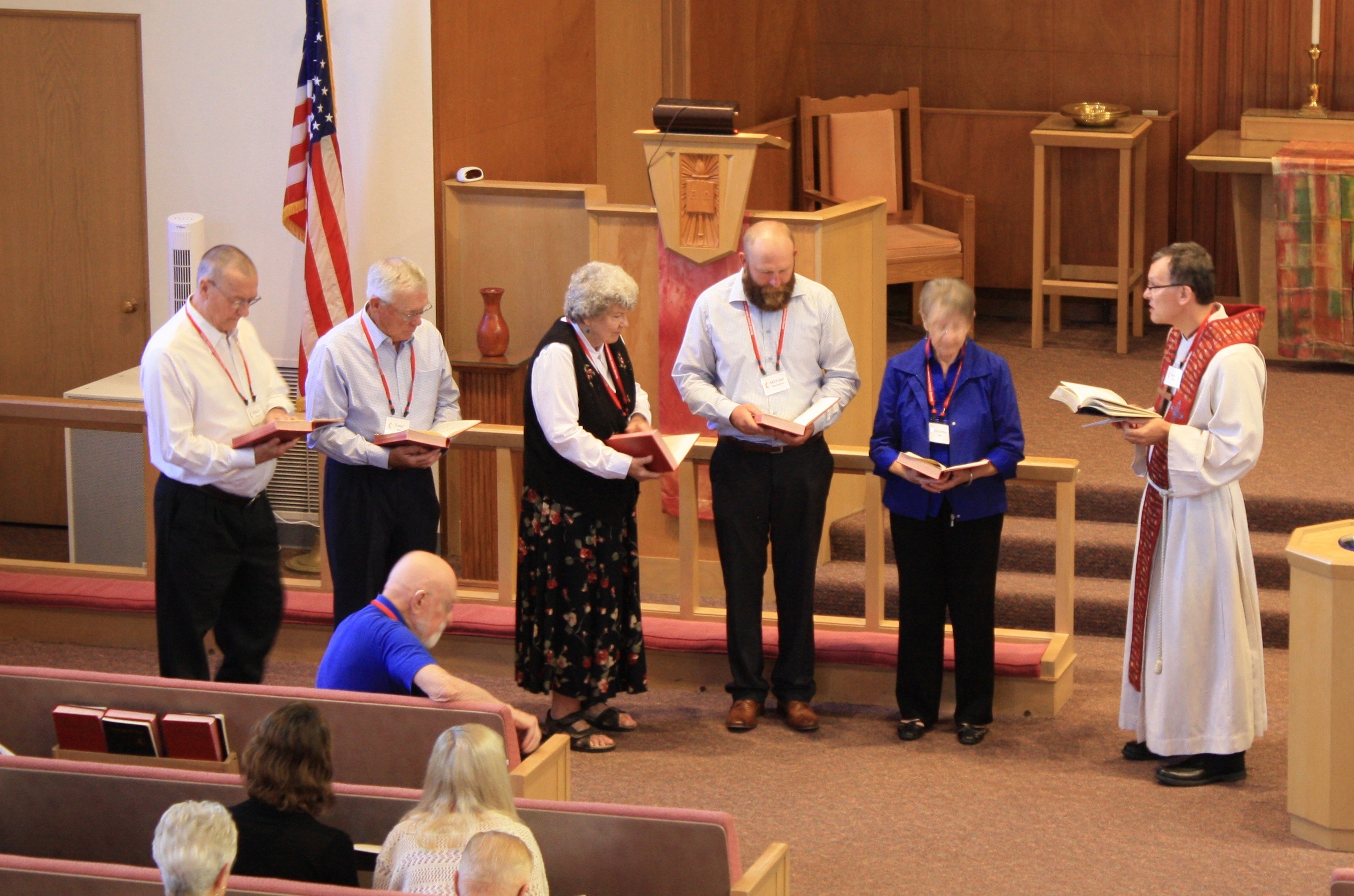 Pastor Rob with new members – Bemidji United Methodist Church